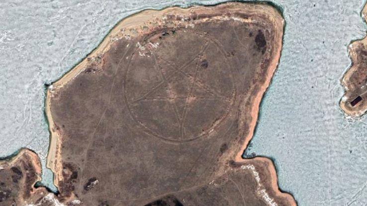 30 Must-See Strange Things Found on Google Maps